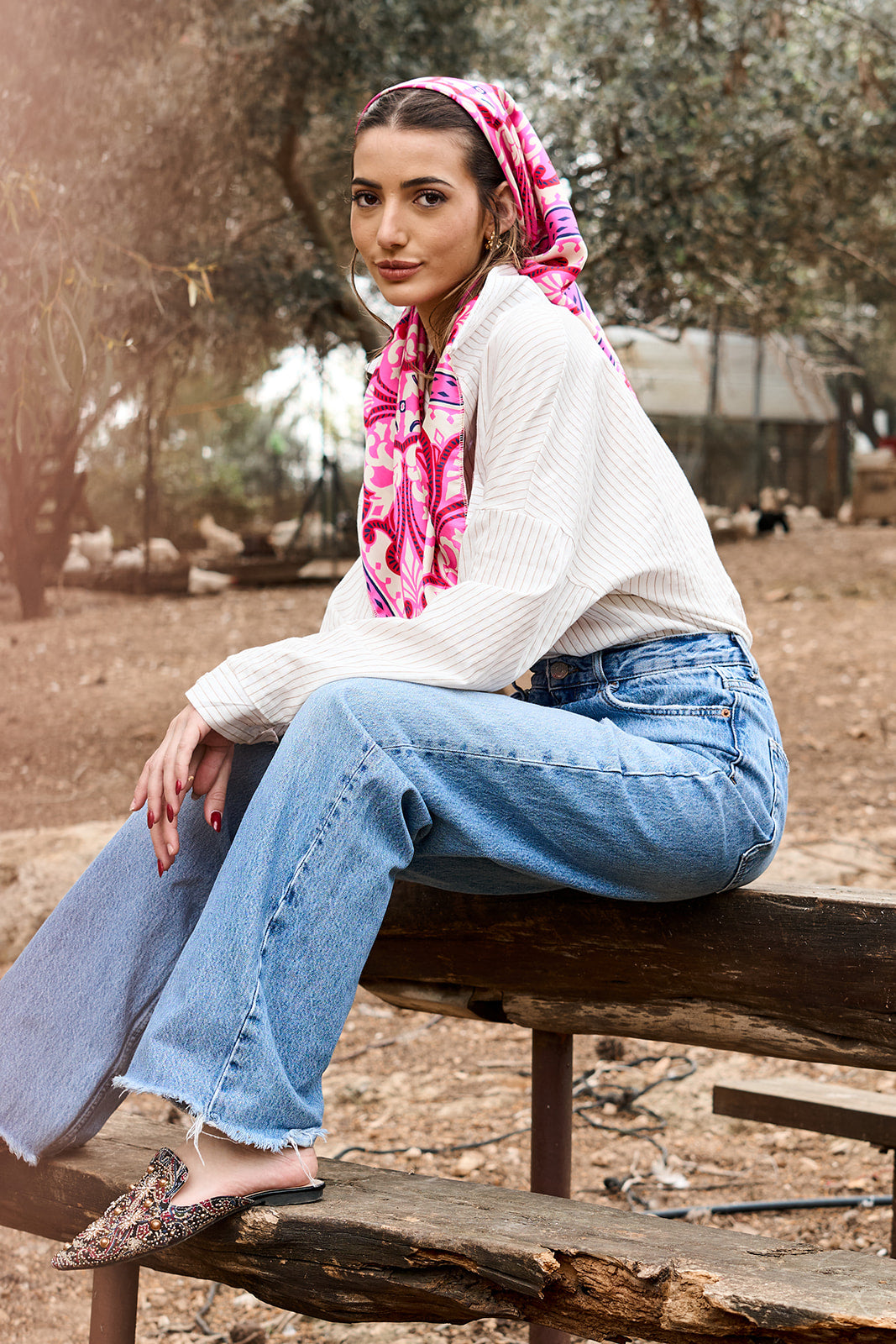 מטפחת אמילקה ורוד– Merav Studio